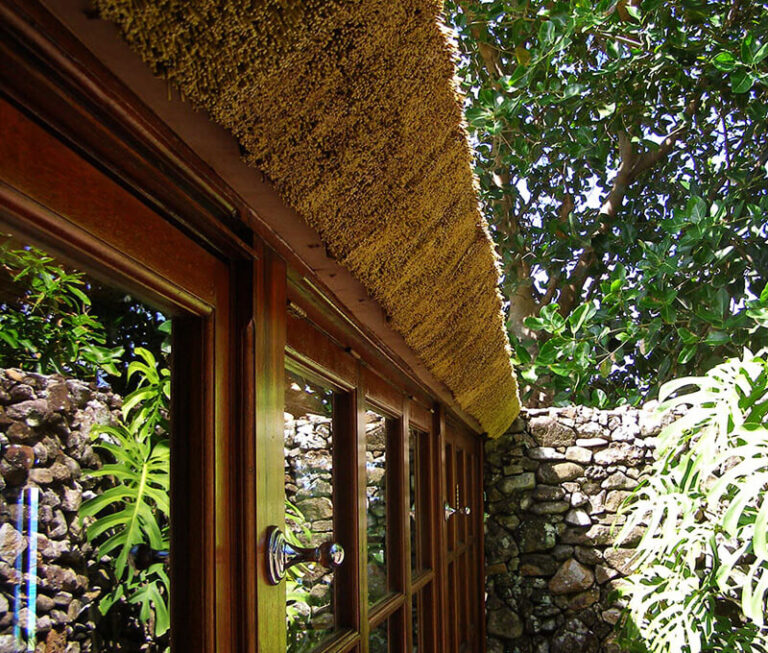 Thatch Roof Gazebos – Urban Reed