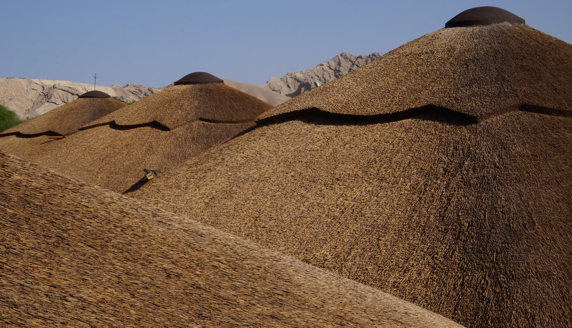 Urban Reed – African Thatch Roof Gazebos